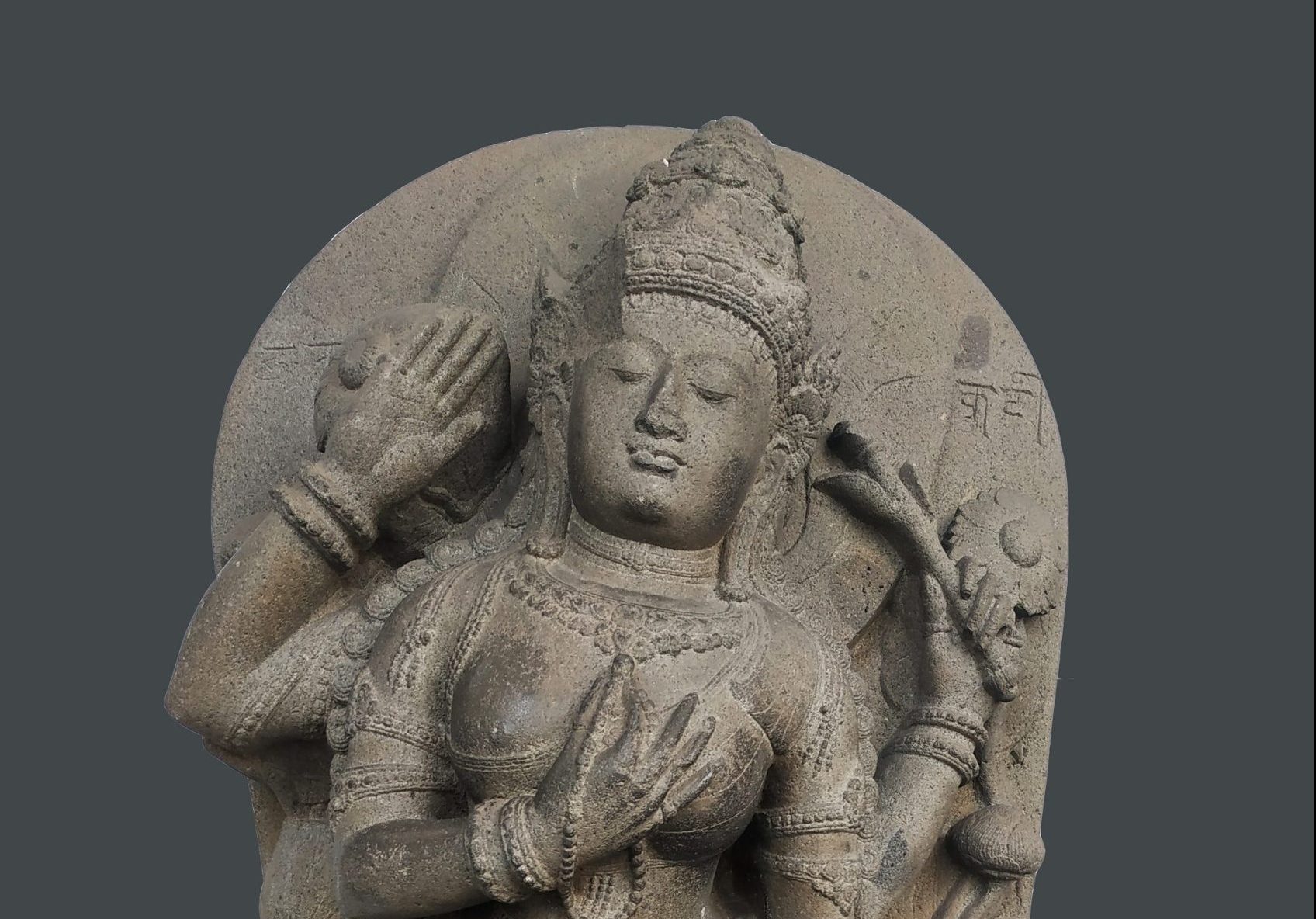 Arca, Wujud Benda Seni Bernilai Religi